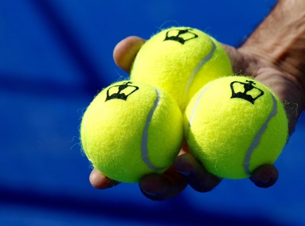 Padel Balls for sale | padelgear.co.za